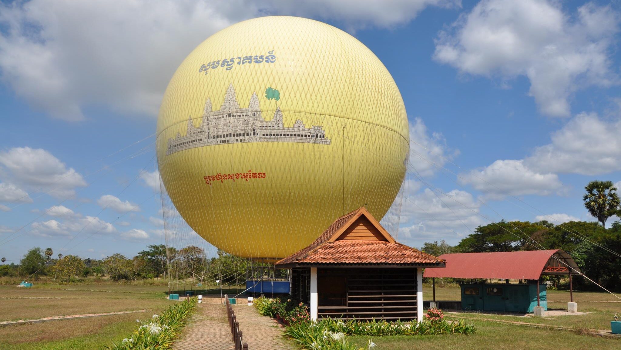 Angkor Balloon - View Angkor Wat from Above